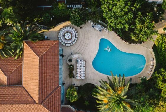 50 Swimming Pool Designs That Are Amazing