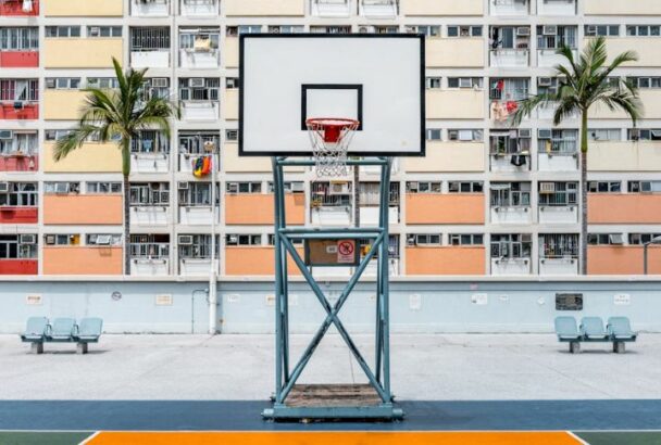 20 of the Most Amazing Home Basketball Courts