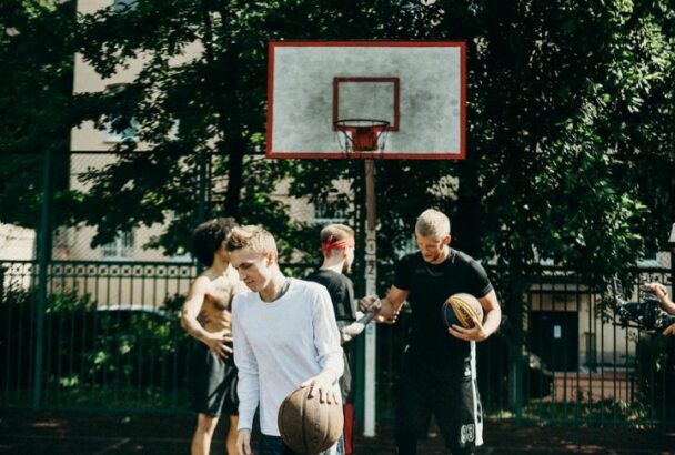 20 of the Most Amazing Home Basketball Courts