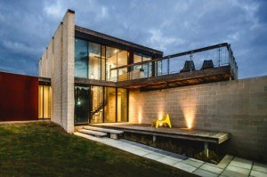 20 Spectacular Bridge House Designs