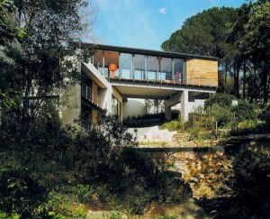 20 Spectacular Bridge House Designs