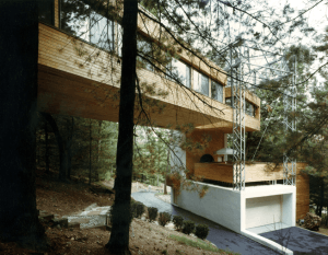 20 Spectacular Bridge House Designs