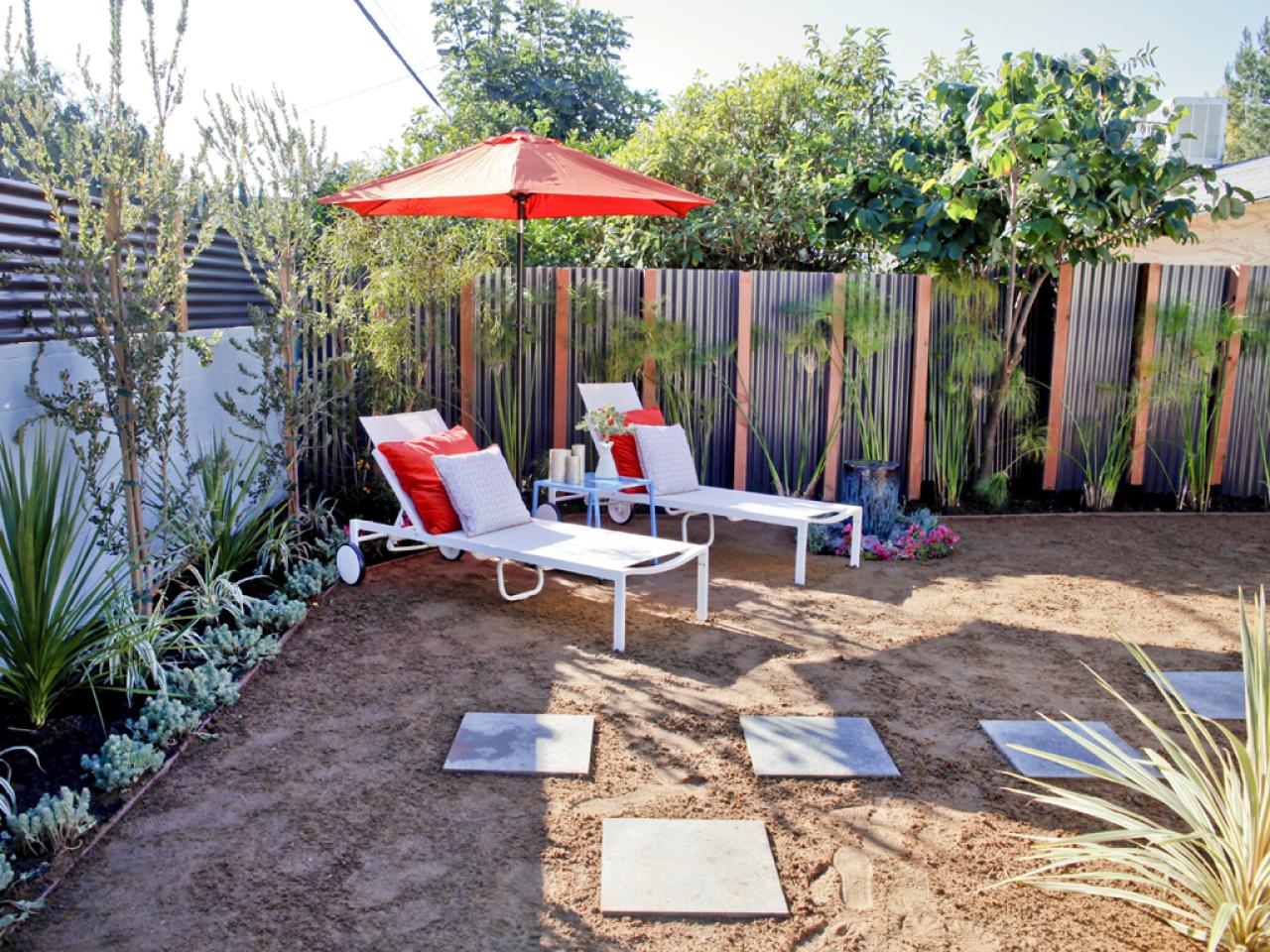 20 Creative Beach-Style Outdoor Living Ideas