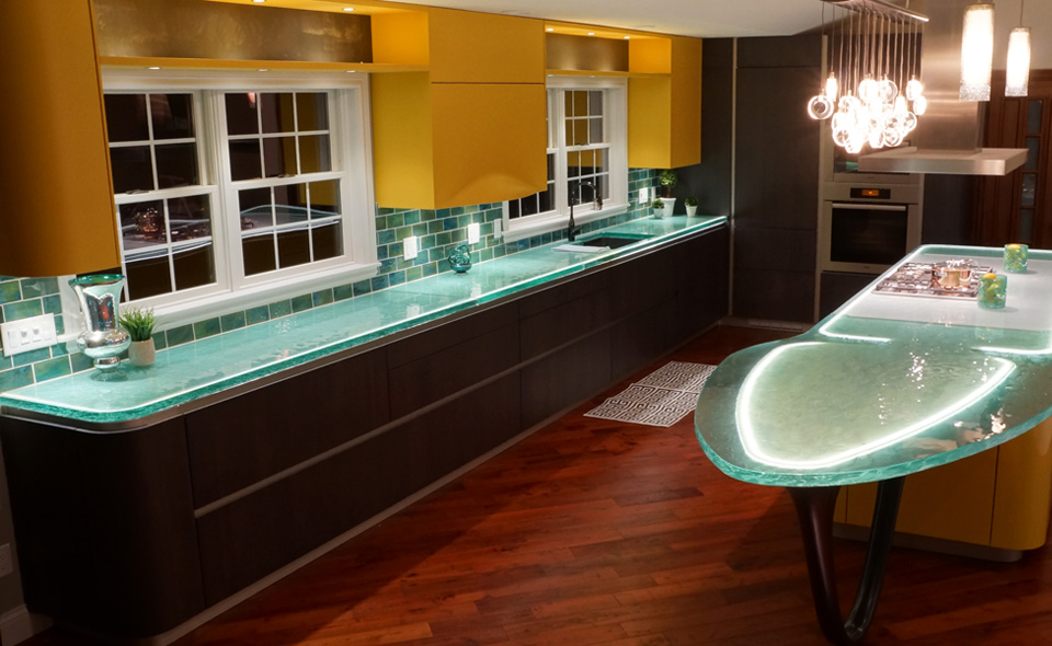 20 Gorgeous Glass Kitchen Countertops