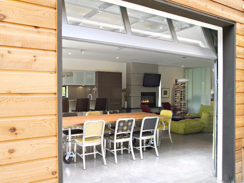 20 Cool Living Spaces Inside Of Garages
