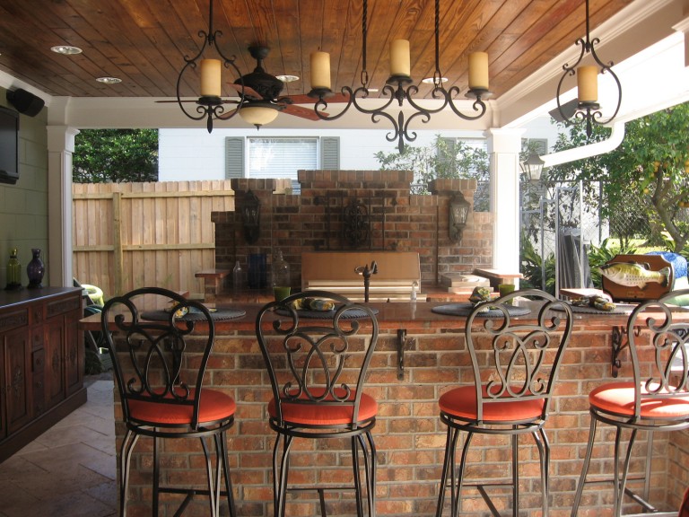 20 Incredible Out Door Home Bar Designs