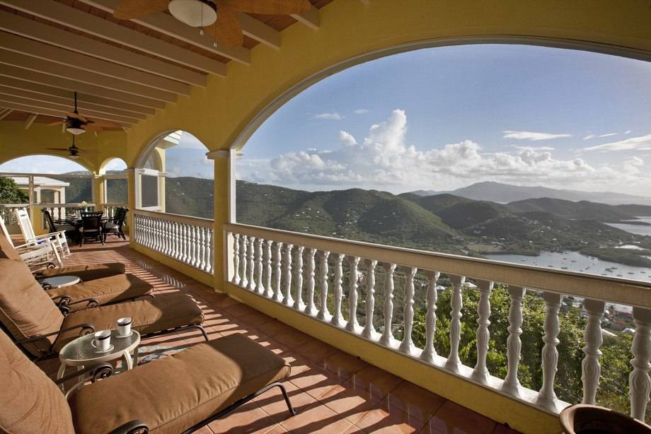 20 Porches With Incredible Views