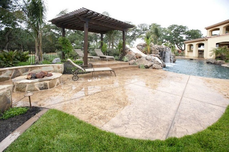 10 of the Most Incredible Backyard Waterpark Designs - Housely