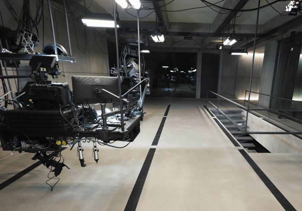 Google Maps Allows you To Tour Batman's Modern Lair