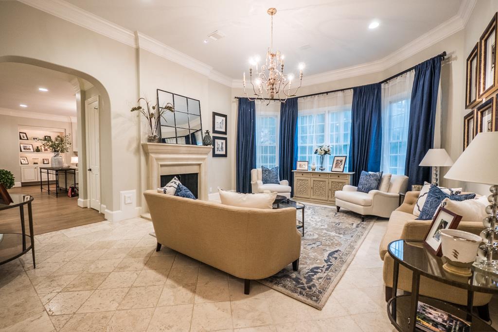 20 Beautiful Living Room Designs With Bay Windows