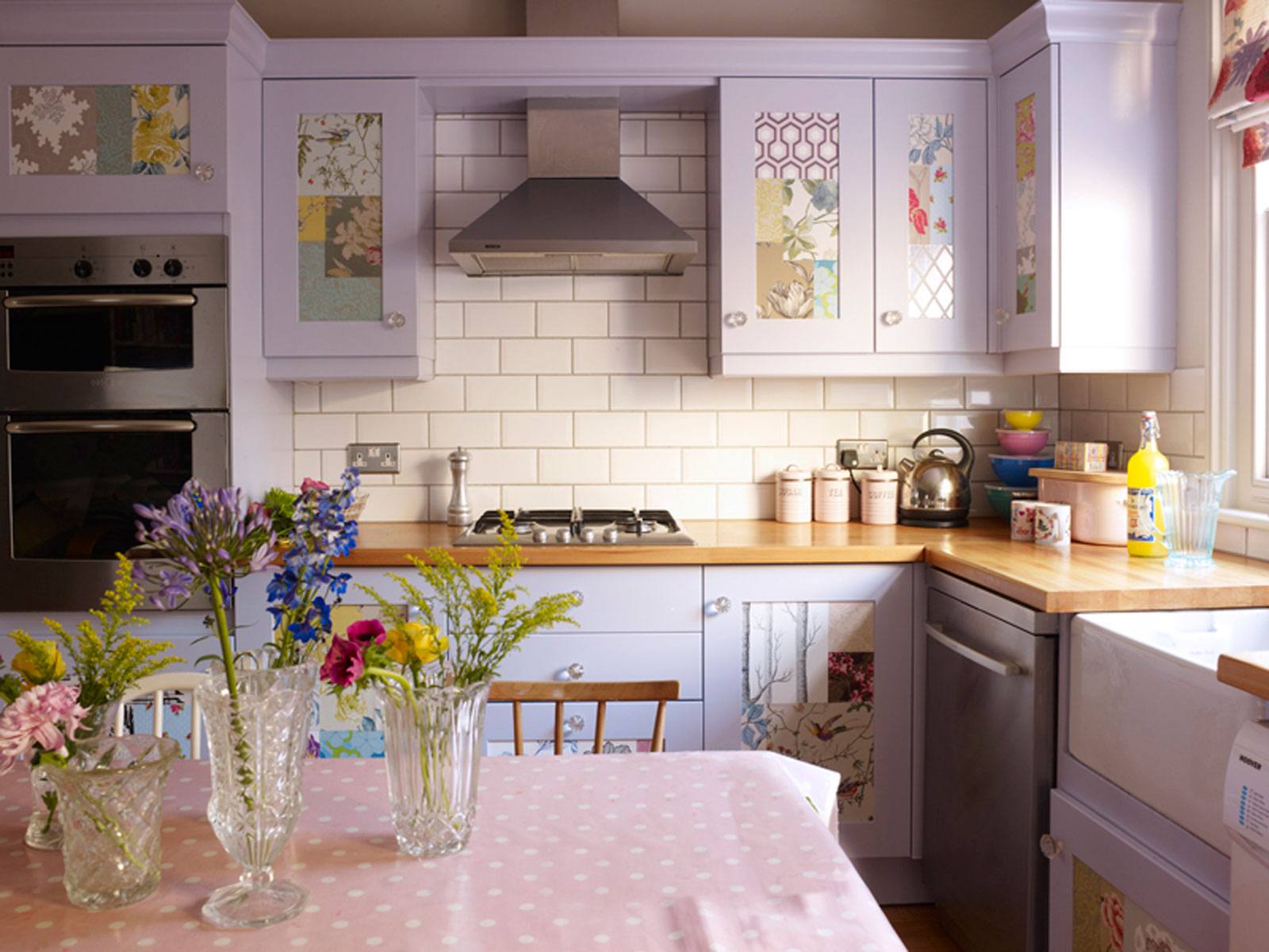 20 Beautiful Kitchen Colors For Spring