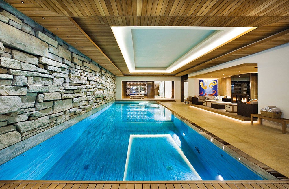 20 Homes With Beautiful Indoor Swimming Pool Designs