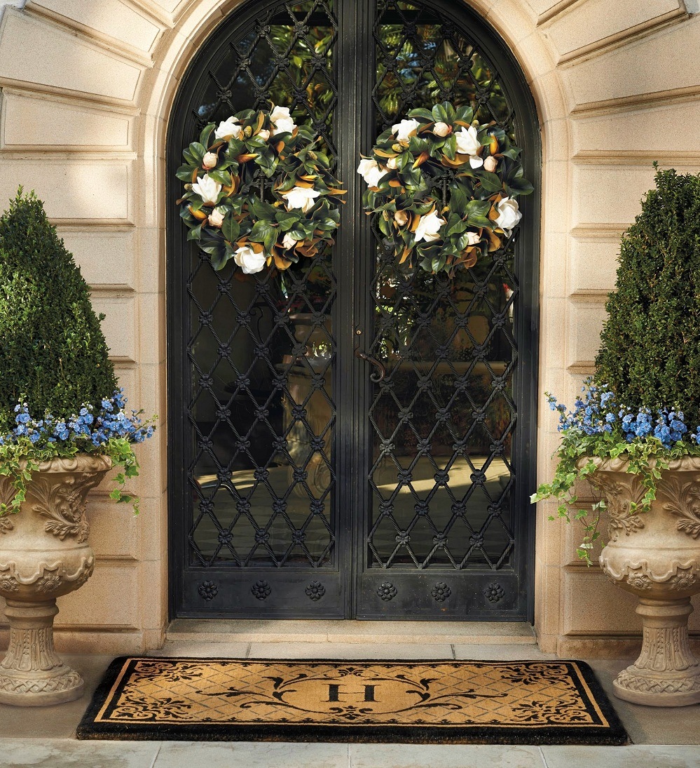 20 Homes With Stunning Front Door Designs