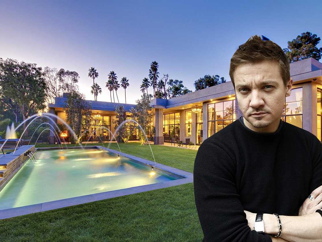 20 Celebrities Who Are Experts at House Flipping