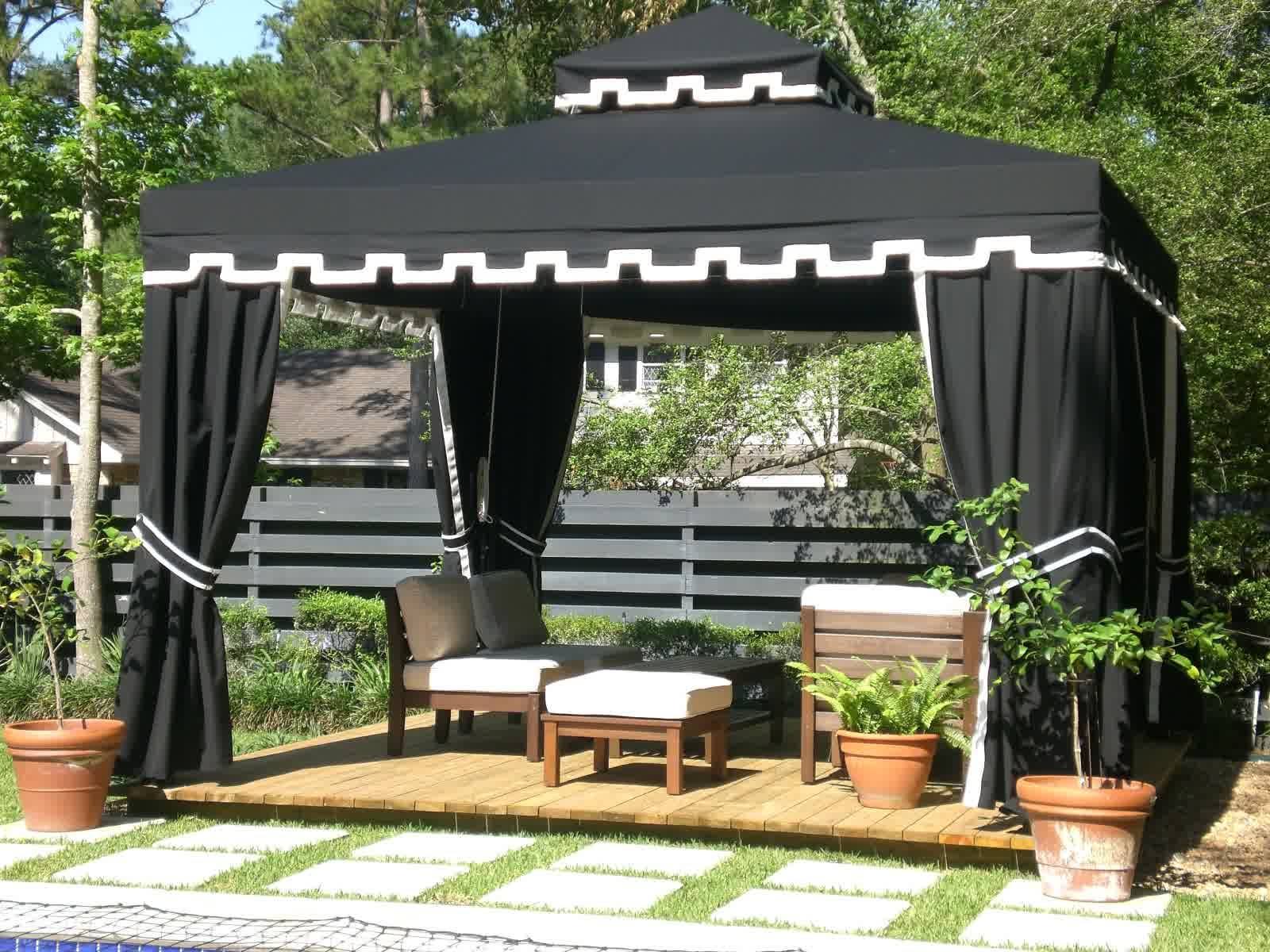 20 Beautiful Yards With Outdoor Canopy Designs