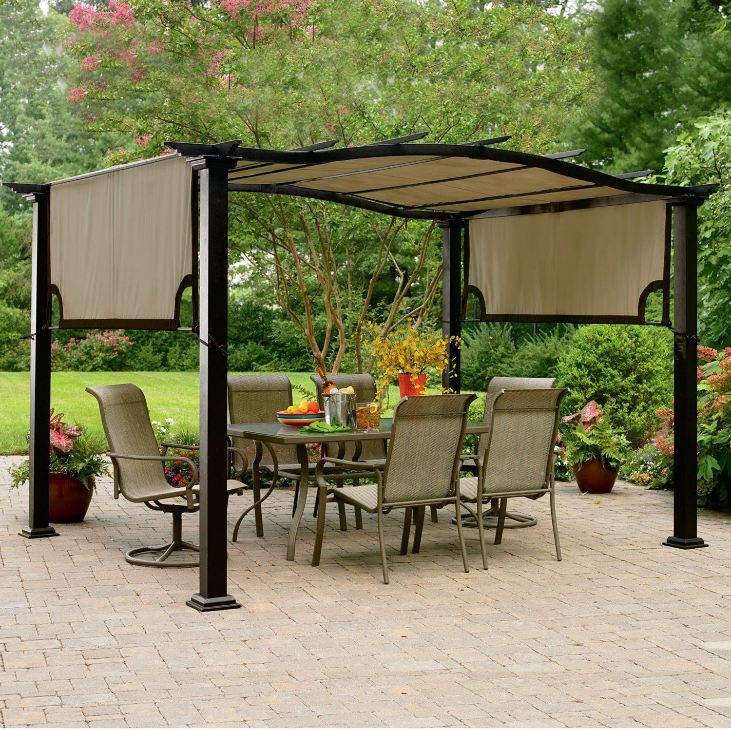 20 Beautiful Yards With Outdoor Canopy Designs