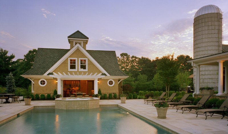 20 Beautiful Pool House Designs