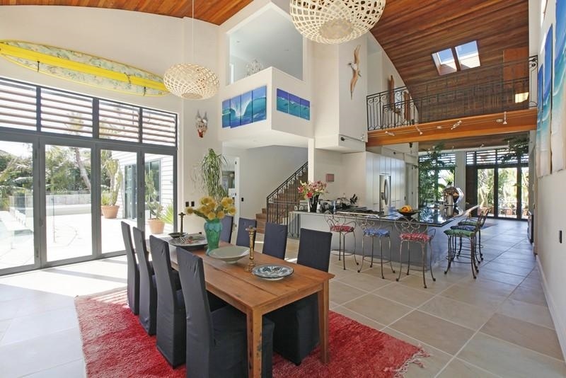 20 Homes With Beautiful Modern Mezzanine Designs