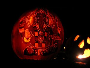 80 Pumpkin Carving Ideas for Halloween