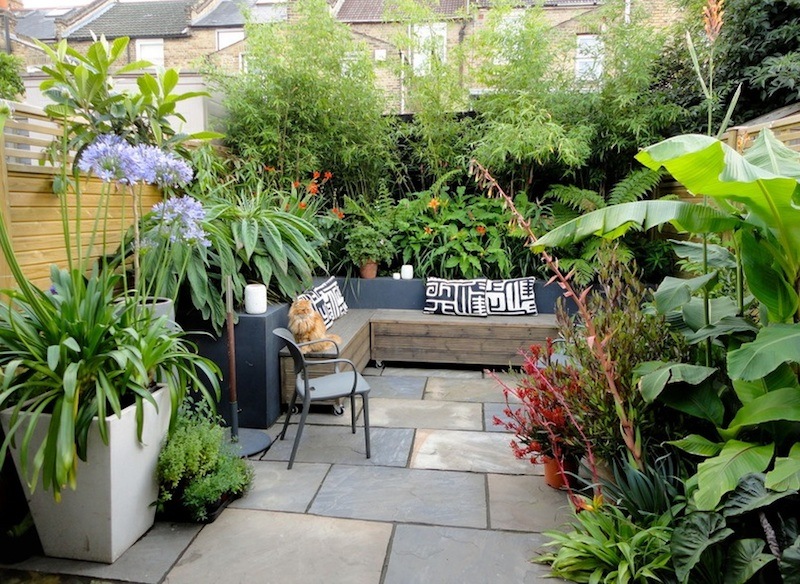 20 Awesome Small Backyard Ideas
