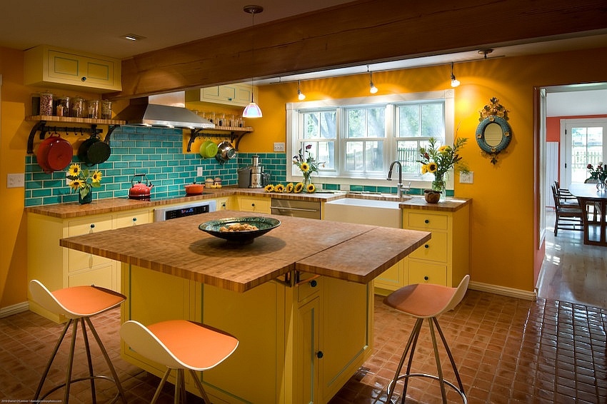 10 Beautiful Kitchens with Yellow Walls
