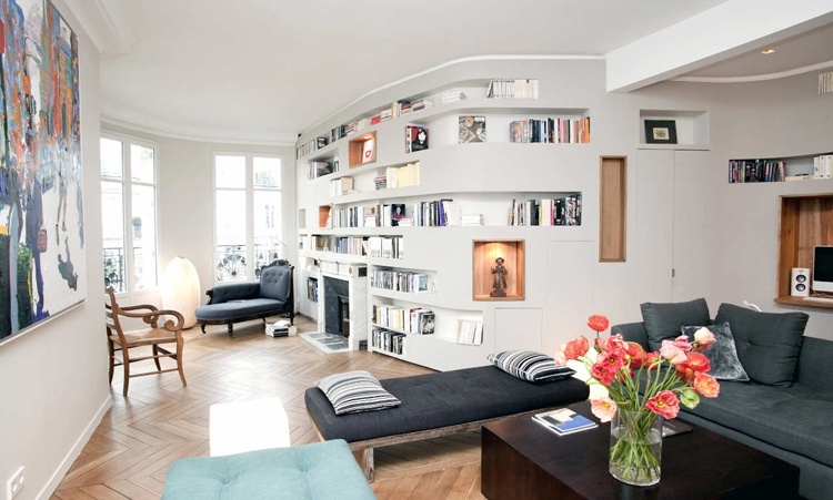 10 Living Rooms with Beautiful Bookcases
