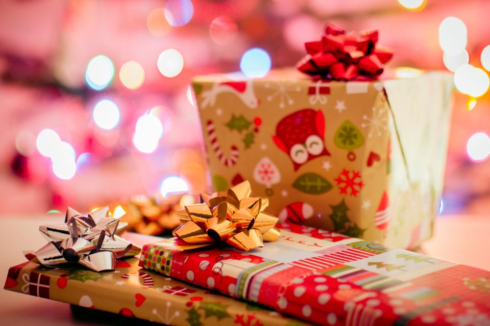 10 Holiday Decorating Ideas for Small Spaces