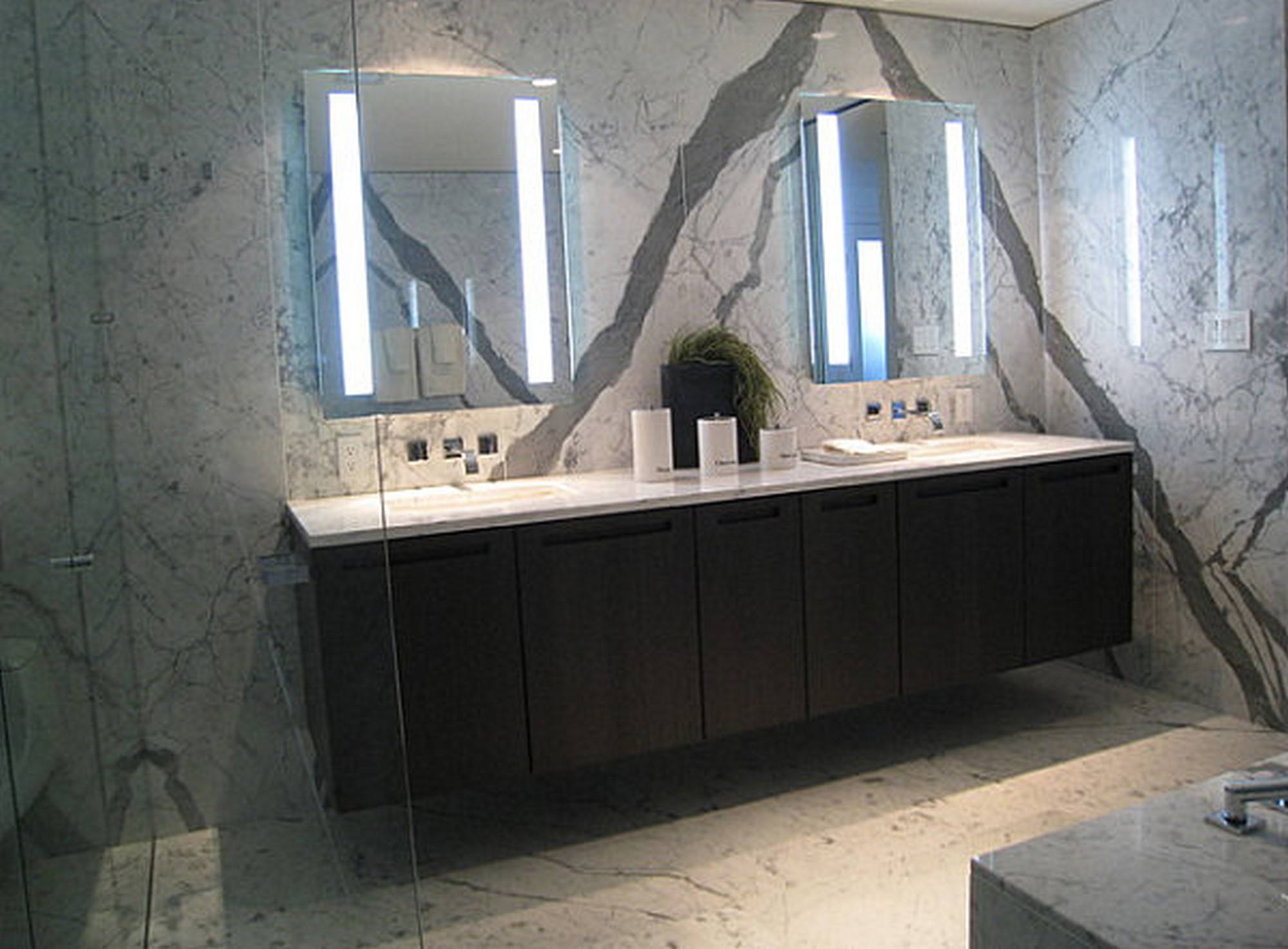 20 Amazing Floating Modern Vanity Designs