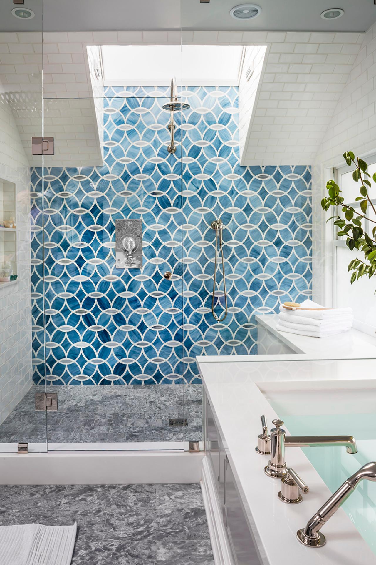 20 Amazingly Colorful Shower Tile Ideas