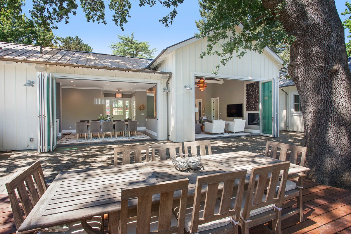 10 Gorgeous Ranch House Living Areas