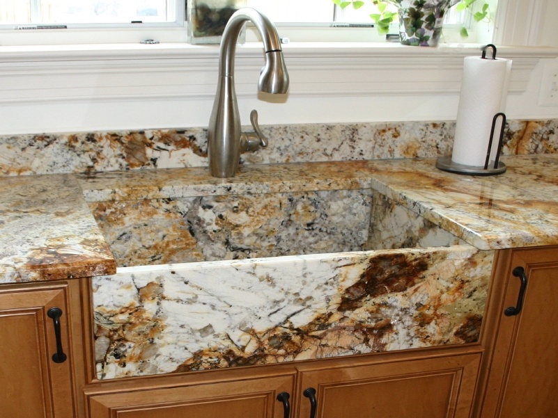 20 Beautiful Kitchen Designs With Stone Sinks