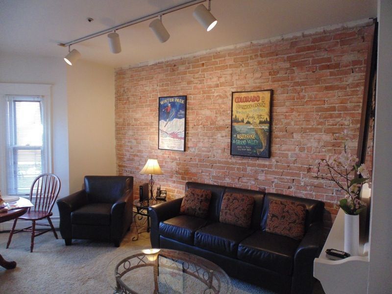 20 Exposed Brick Living Room Ideas - Housely