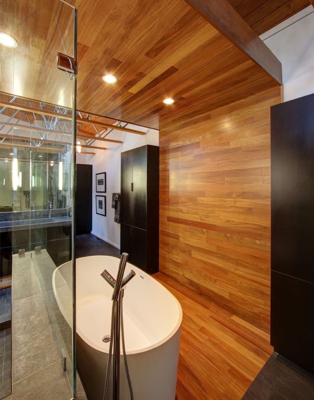 20 Wooden Ceilings Bathroom Ideas - Housely