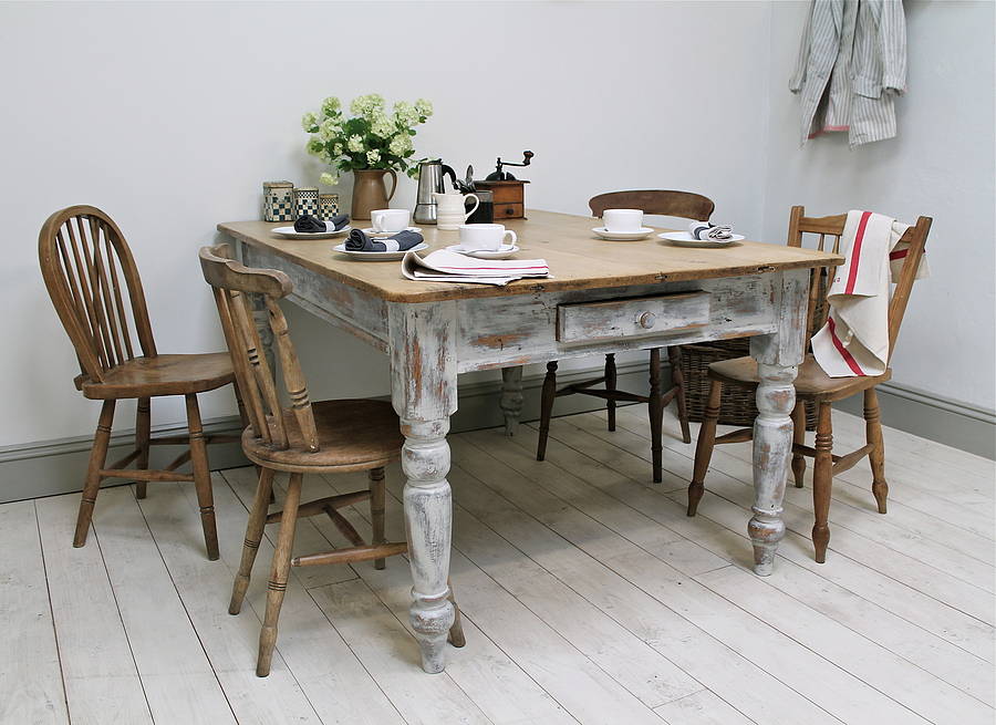 20 Amazing Rustic Kitchen Tables For Your Kitchen - Housely