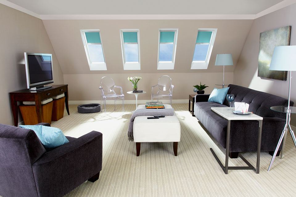 20 Beautiful Living Room Designs With Skylights - Housely