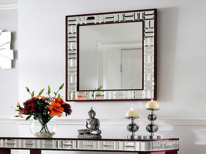 10 Beautiful Decorative Mirror Frames For Your Home - Housely