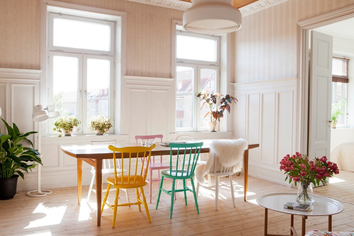 20 Beautiful Wainscoting Ideas For Your Home - Housely