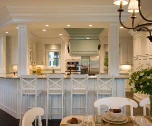 15 Beautiful Kitchen Island Designs With Columns - Housely