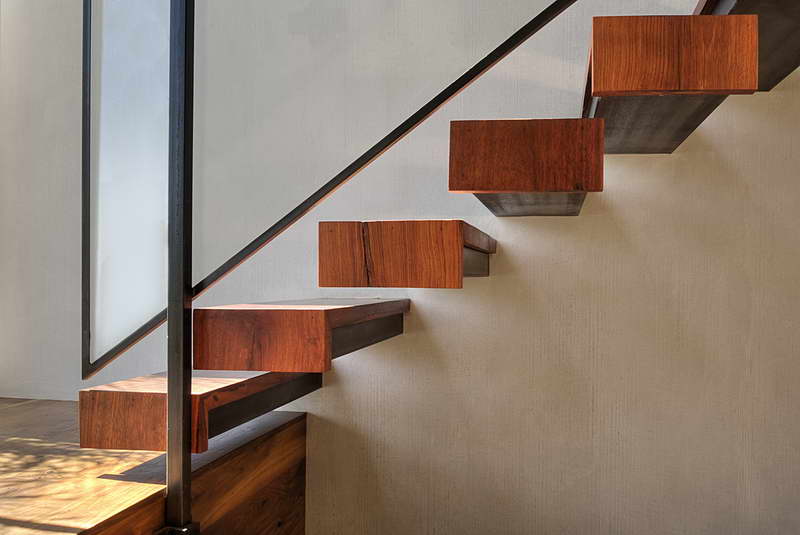 20 Of The Most Beautiful Floating Staircase Ideas - Housely