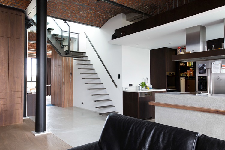 20 Of The Most Beautiful Floating Staircase Ideas - Housely