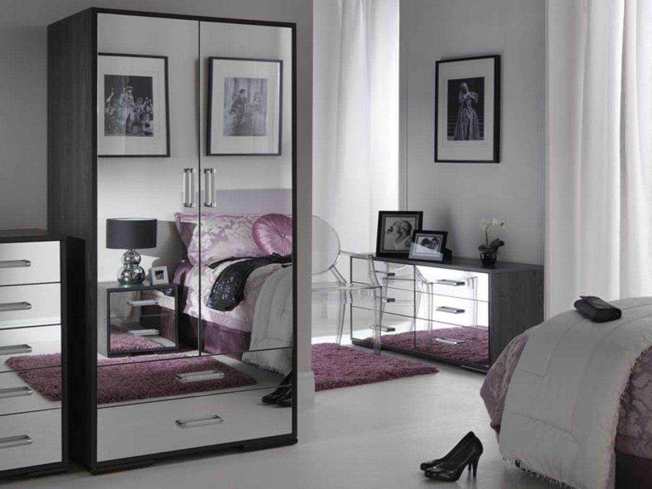 10 Stunning Mirrored Bedroom Furniture Ideas - Housely