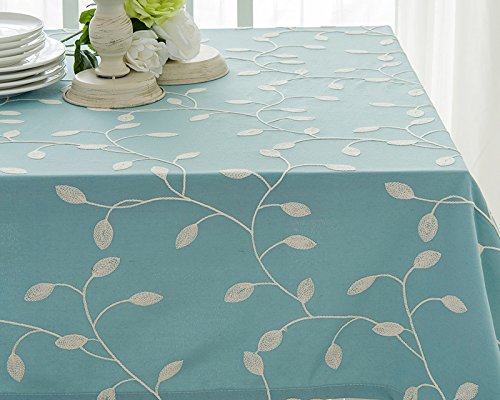 10 Beautiful Tablecloths To Keep Your Table Looking Good - Housely