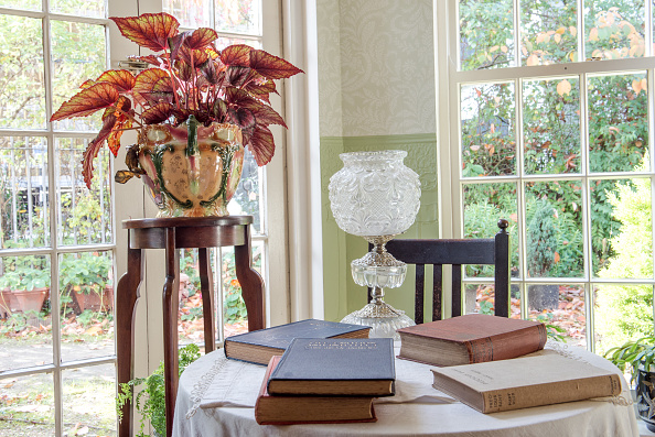 10 Living Room Table Sets For Your Home - Housely