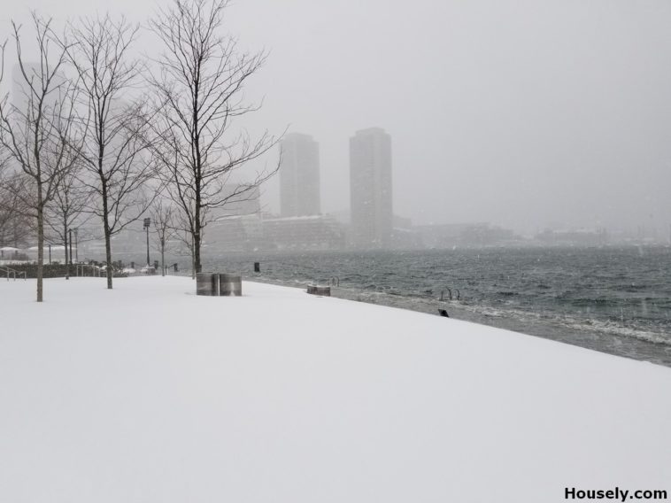 Winter Storm Grayson Causes Boston Harbor To Flood Fan Pier - Housely