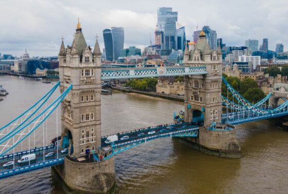 15 Iconic Bridges That Redefine Engineering Excellence - Housely