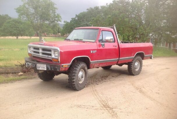 The Dodge Warlock: Tracing the History of An American Classic - Housely