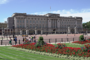 15 Stunning Residences of the British Monarchy - Housely