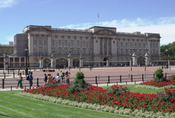 15 Stunning Residences of the British Monarchy - Housely