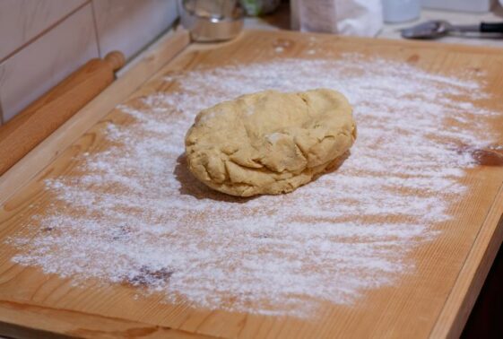 15 Baking Techniques Exclusively Taught in Pastry School - Housely