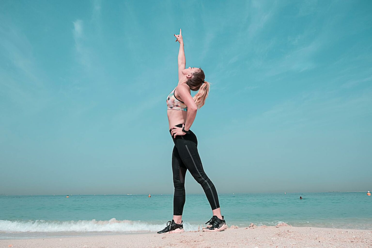 12 Surprising Habits of Incredibly Fit People - Housely